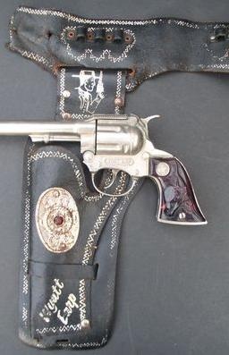 Weapons of Old West - 8-Trading Card Set