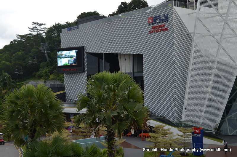 I-fly Singapore- learn flying/indoor Skydiving - eNidhi India Travel Blog