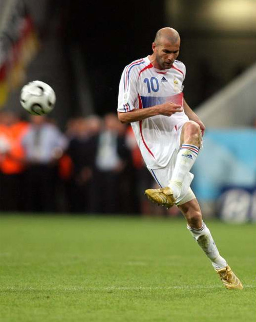 Best Celebrity: Zinedine Zidane Football Player
