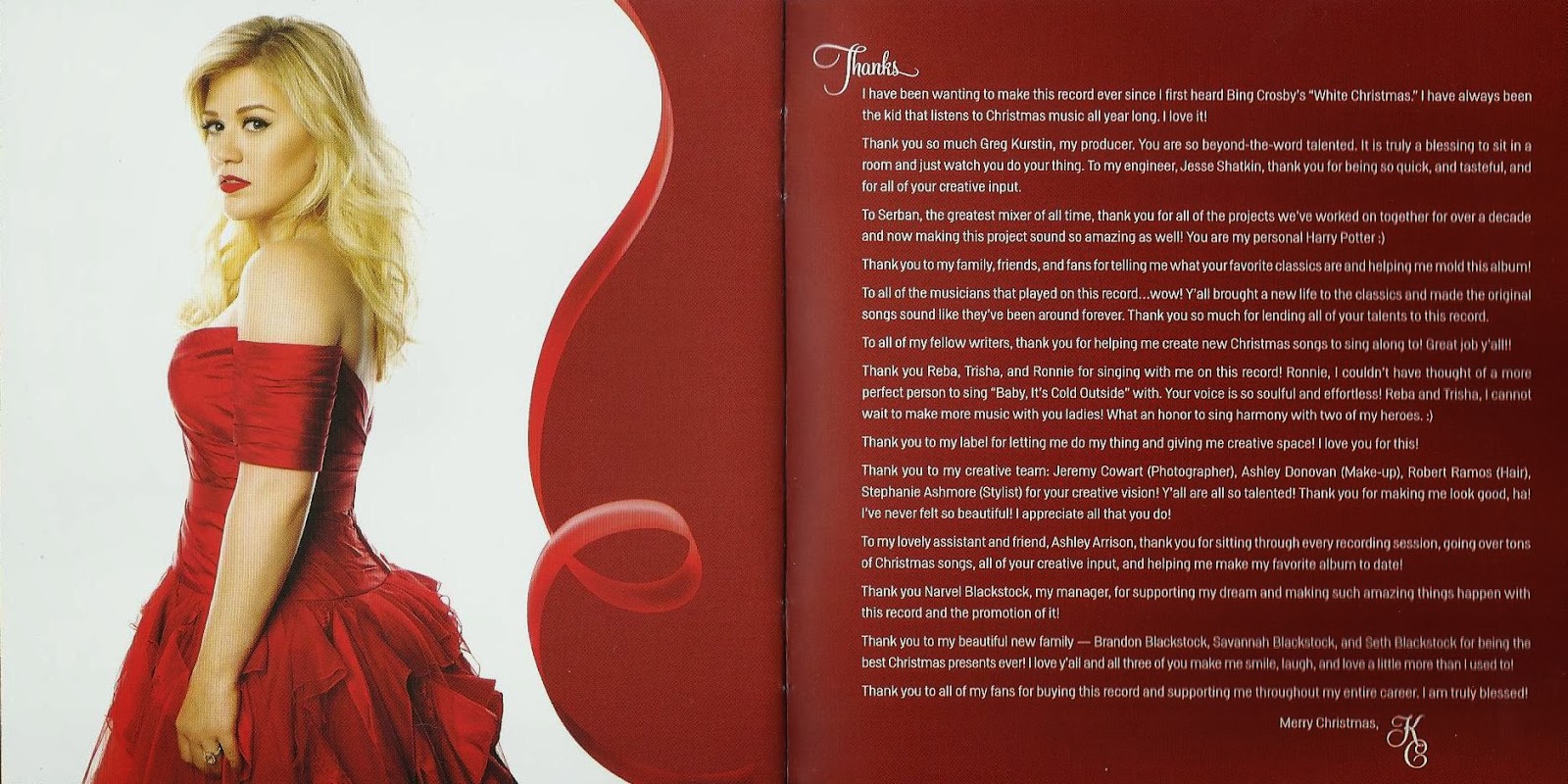 Encarte: Kelly Clarkson - Wrapped in Red (Deluxe Edition) - Encartes Pop