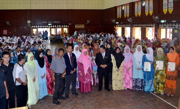 MY SMK SAUJANA SETIU TERENGGANU: Pelajar cemerlang SPM, STPM Terengganu ...