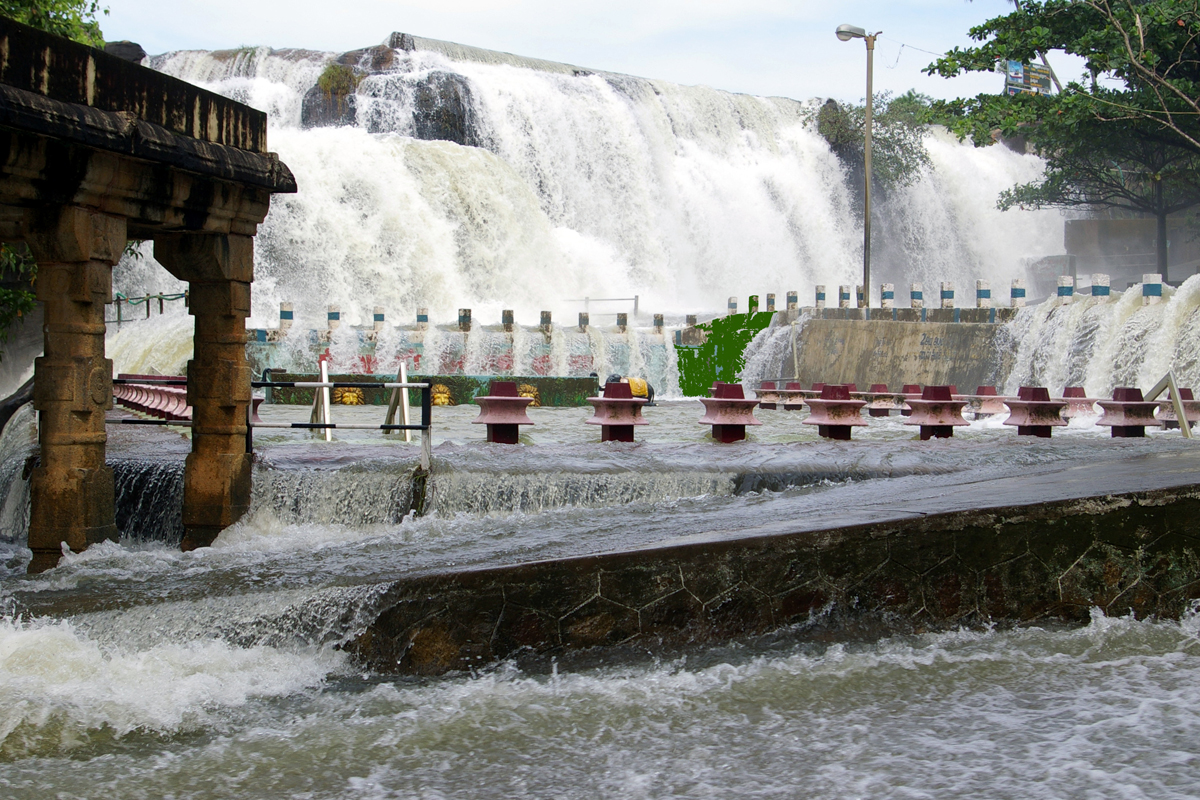 Thirparappu Falls in Kanyakumari