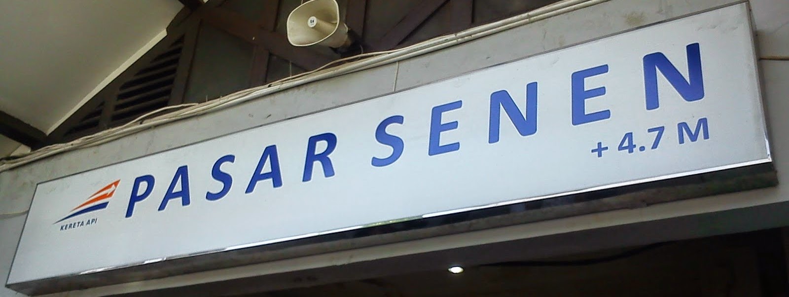 Stasiun Kereta Api Pasar Senen - Choppie88