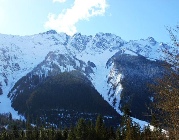 Ski Theory: Mount Currie - Pencil Chute