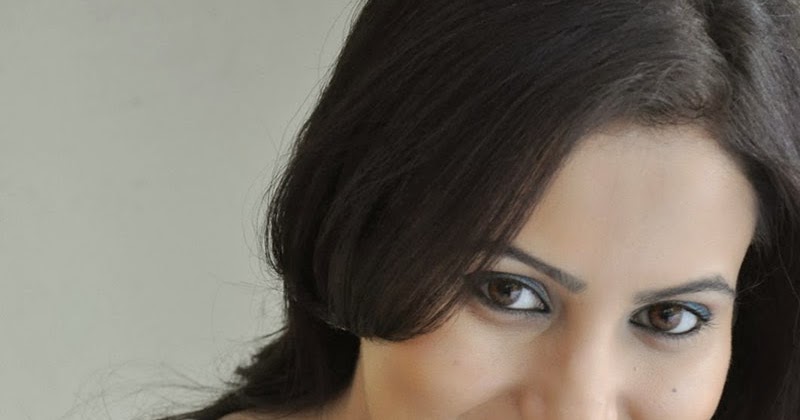 Anu Smrithi latest Photos at Ista Sakhi press meet