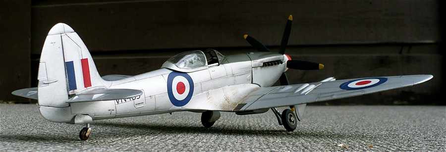 The Great Canadian Model Builders Web Page!: Supermarine Spitfire F/Mk-24
