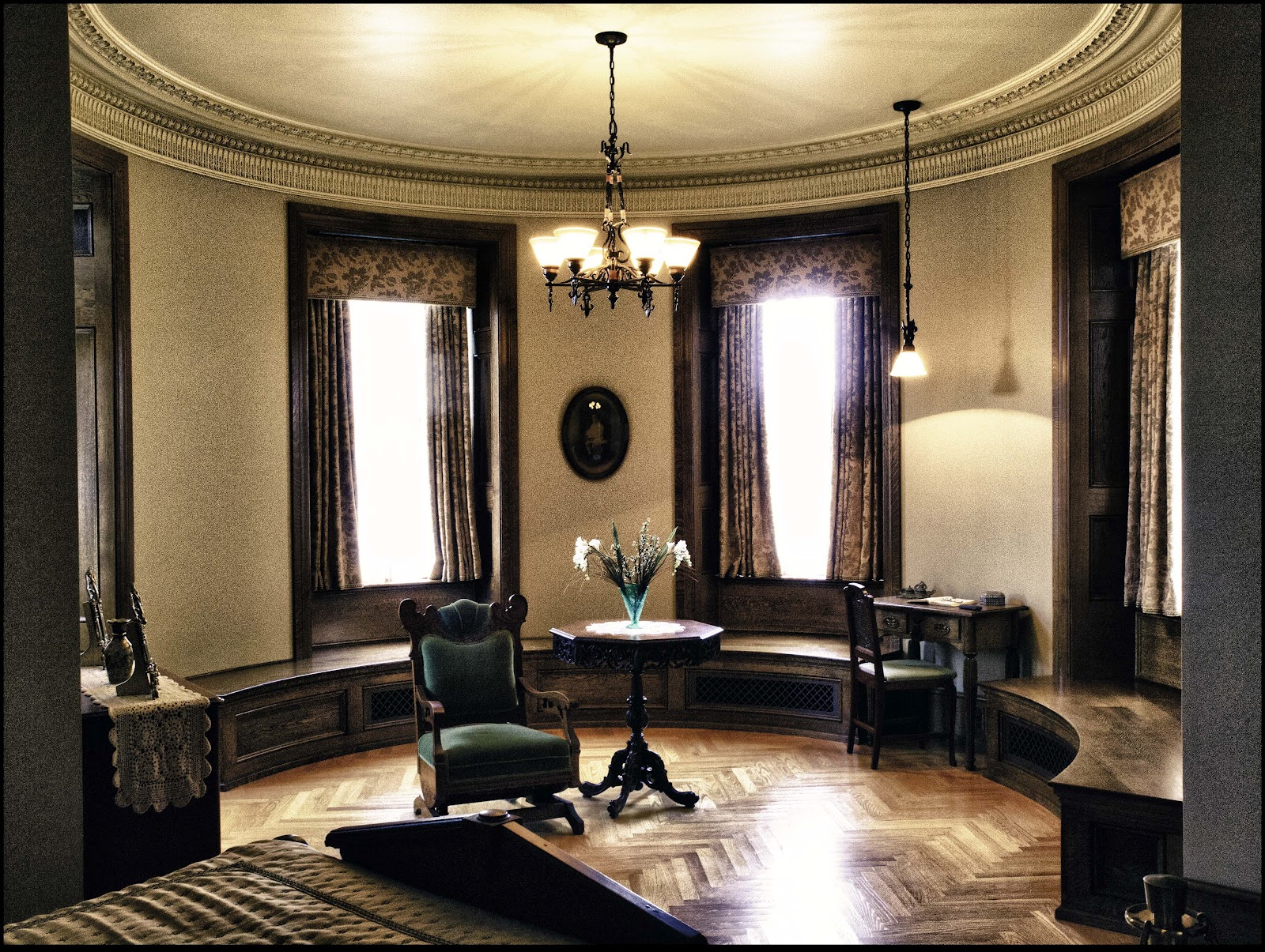 A Castle in the Thousand Islands: The rooms of the First and Second Floor