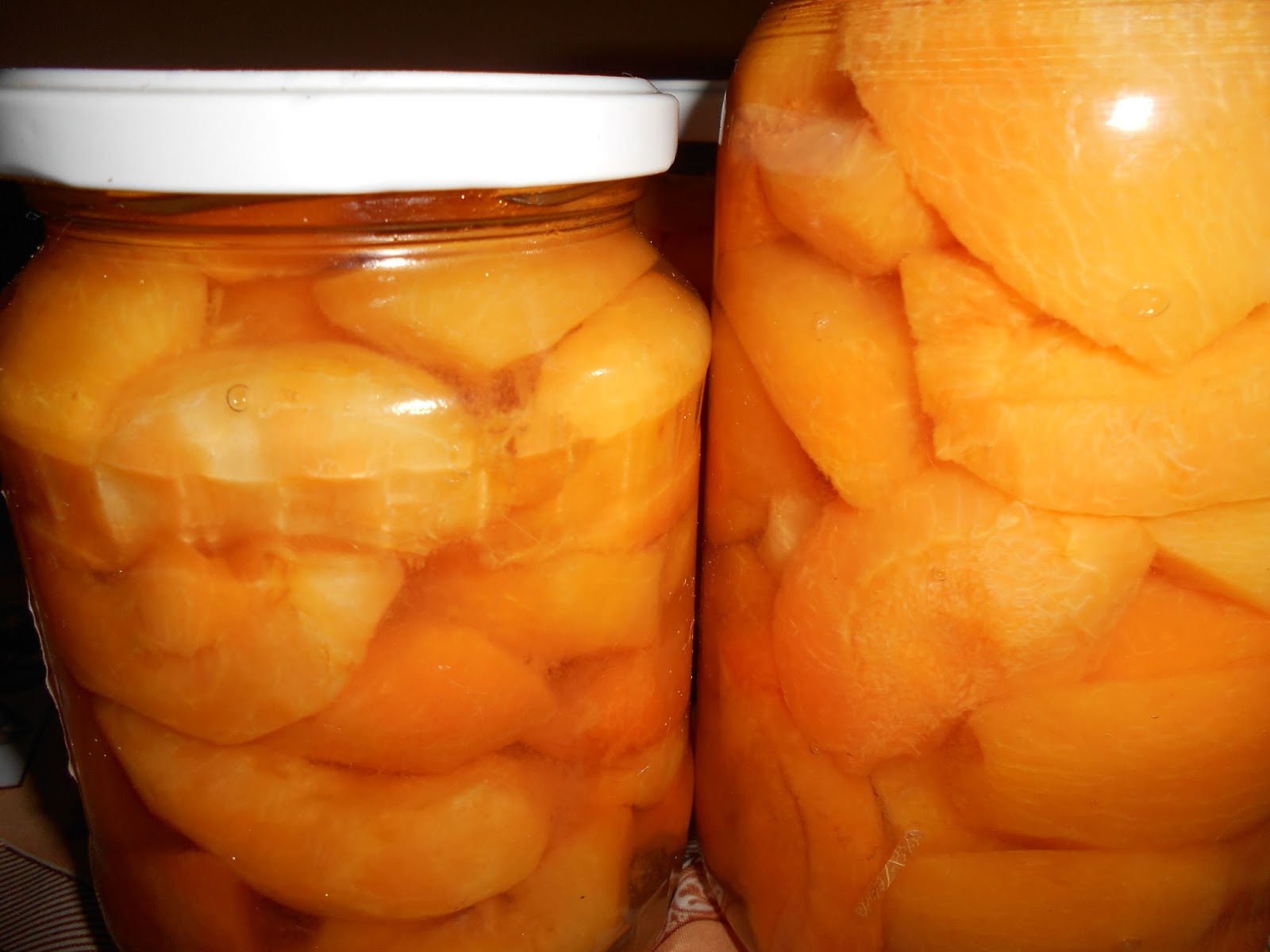 Nagyi titkai a házias ízekről receptekkel: Sárgabarack befőtt