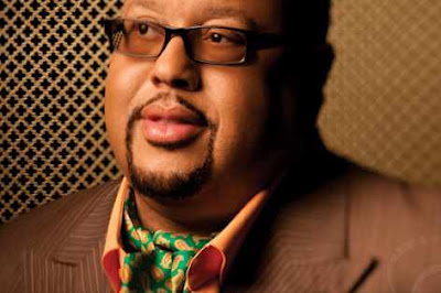 THE RAYDIO TWINs: THROWBACK: FRED HAMMOND "NO WEAPON"