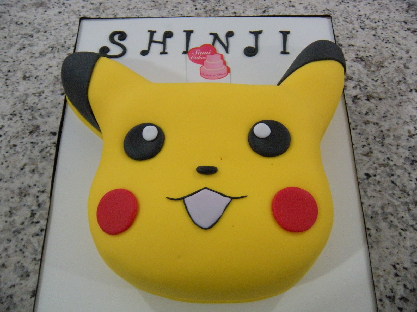 Sami Cakes: Bolo Pikachu.