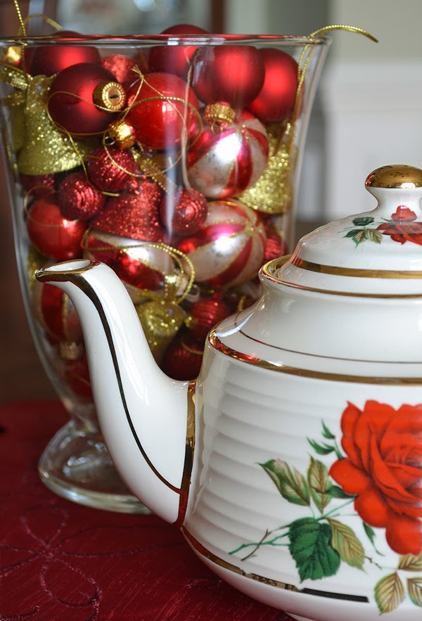 Artful Affirmations: Tea Cup Tuesday-Christmas Tea