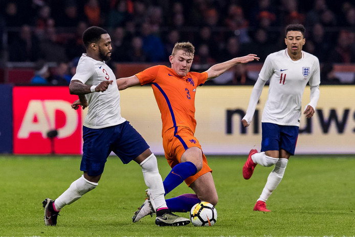 Espreme a Laranja: A defesa melhorou. O ataque...