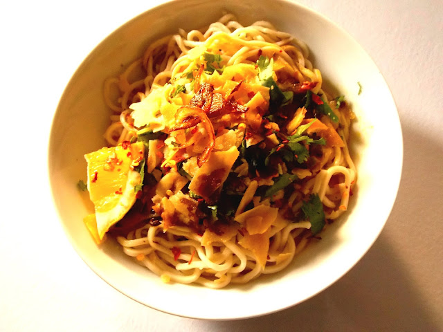 SpicePod: Burmese Coconut & chicken noodles (khow suey)