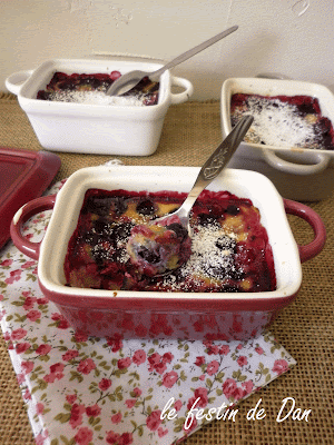Le Festin de Dan: Clafoutis aux Fruits Rouges