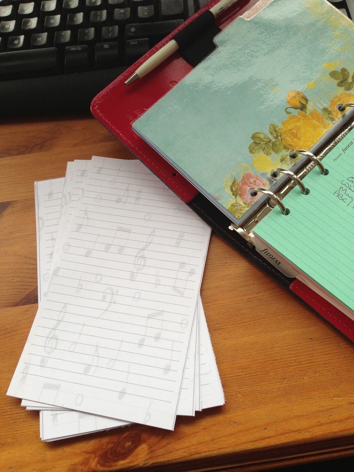 Twinkle Twit Crafts: Filofax Love and Tutorial