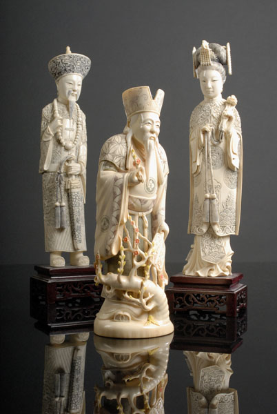 My Antique World: The difference between the bone, ivory and celluloid