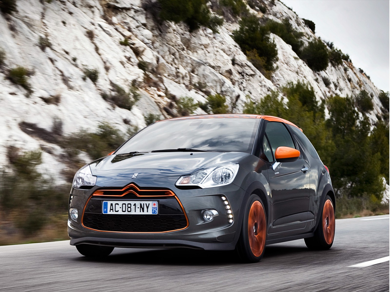 Car Pictures: Citroen DS3 Racing 2011