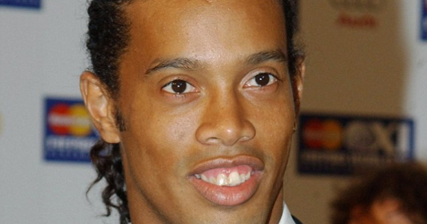 Leviticus Sports: Ronaldinho undergoes dental surgery