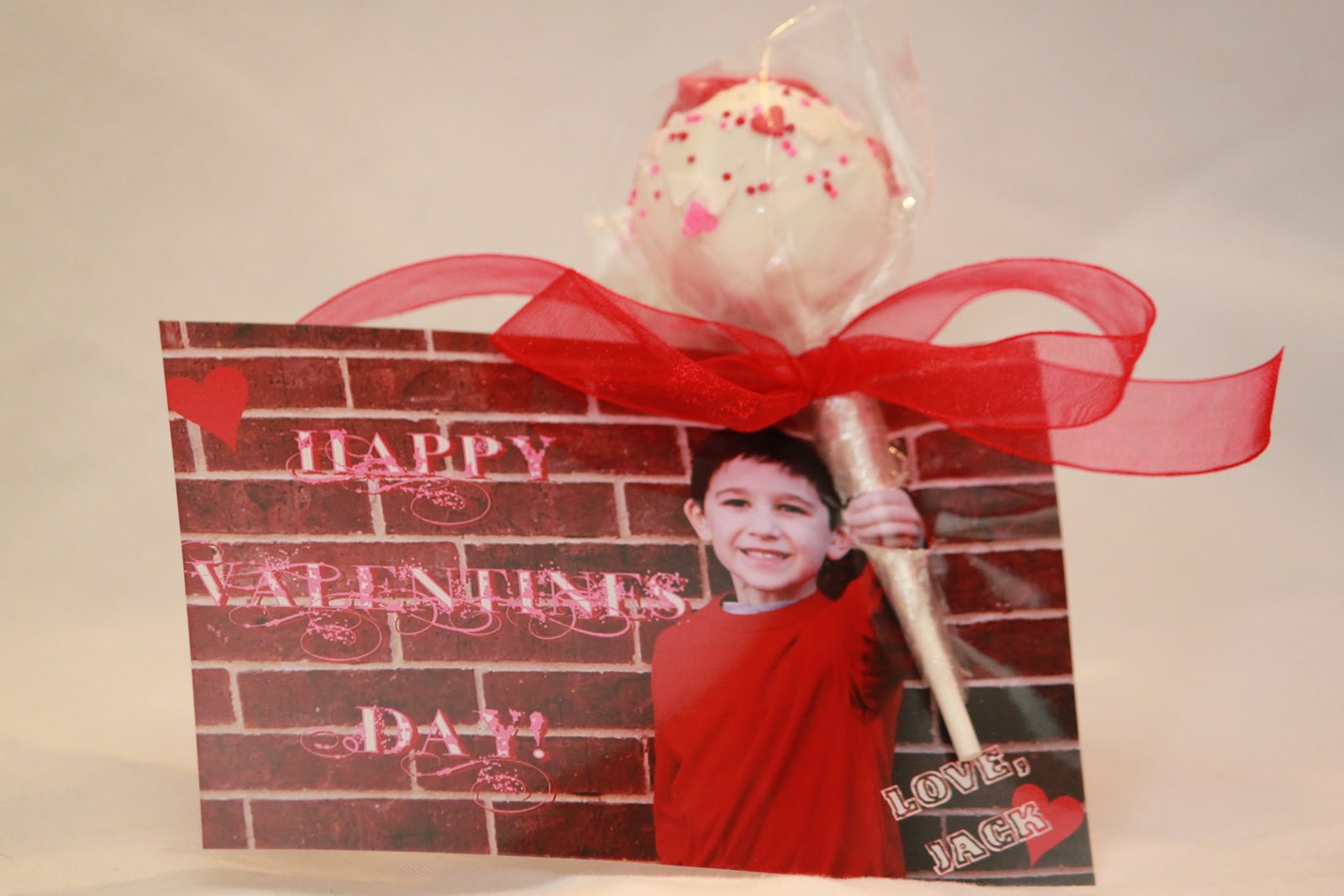 The Blackberry Vine: Photo Valentine's Cards with Cake Pops