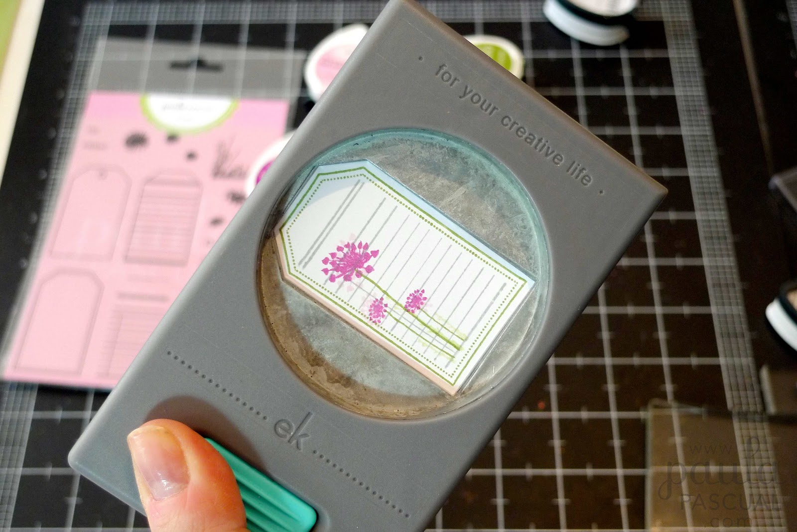 Paula Pascual: Punchable Tags - Tutorial