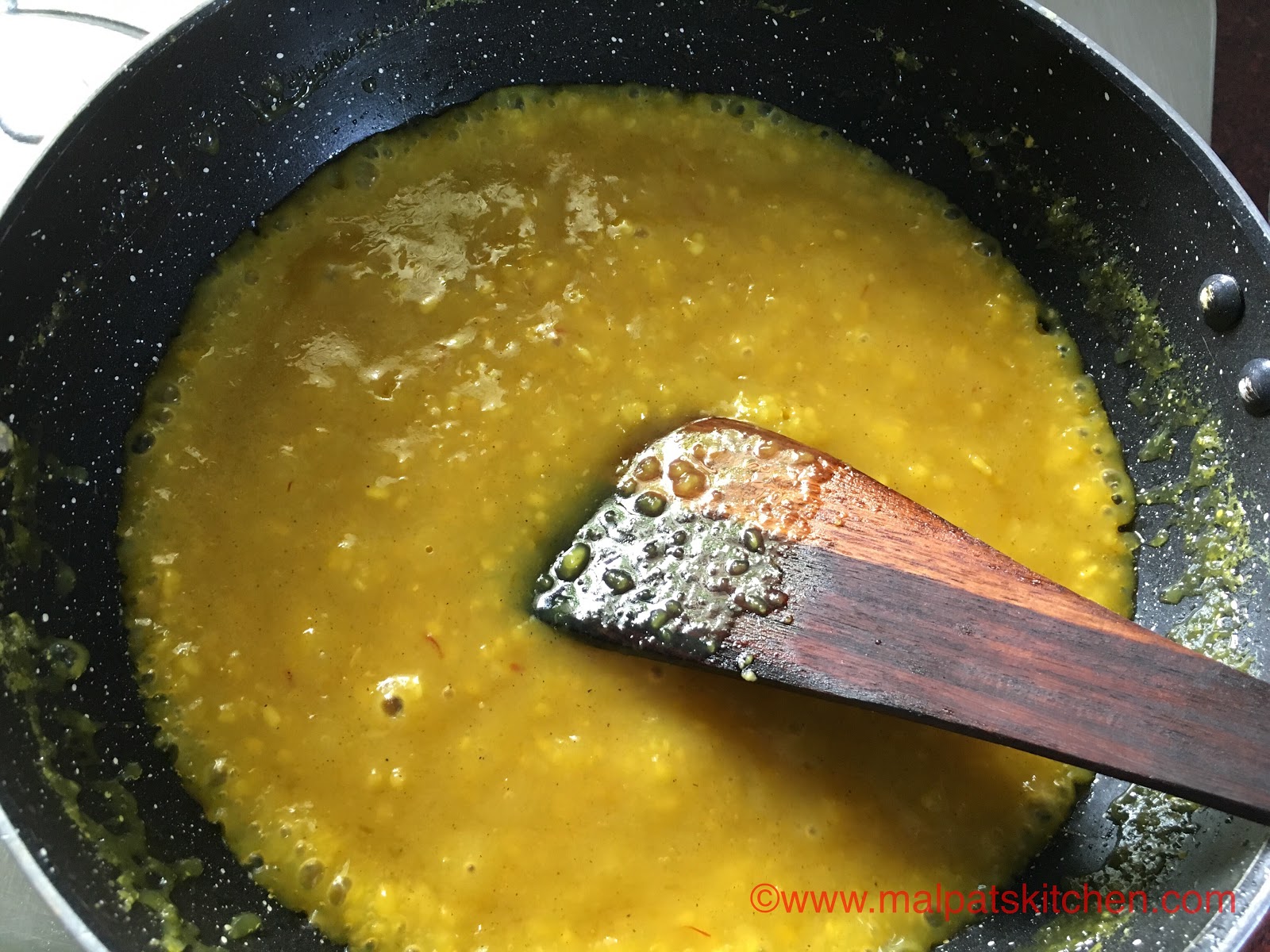 MOONG DHAL HALWA, how to make moong dhal halwa ~ Malpats Kitchen