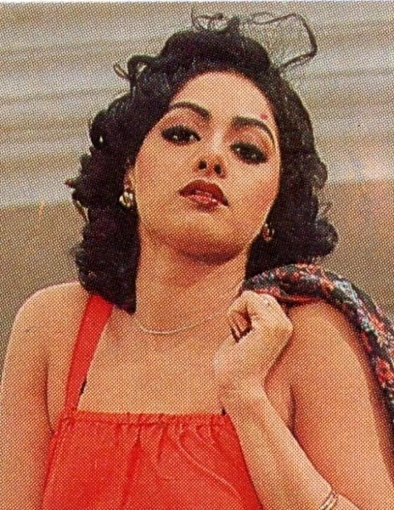 Sridevi: Sridevi in the 1980s in Bollywood: Short wig for Raasta (1986)