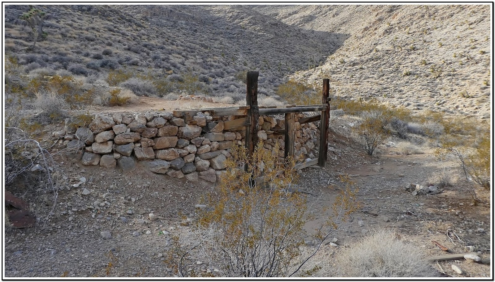 Ken's Photo Gallery: Ireland Mine - Goodsprings Mine District