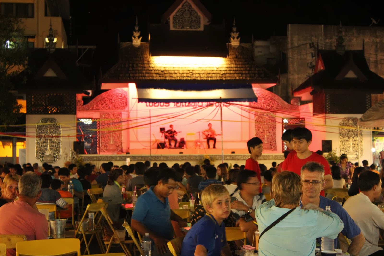 Dándole la vuelta al mundo: Día 287. Tailandia. Segunda parte: Chiang ...