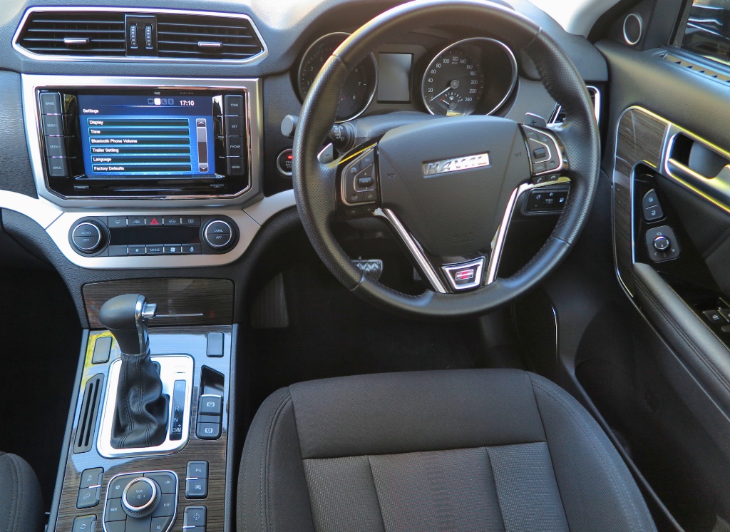 drivingandlife: HAVAL H6 - A GREAT WALL, WITH WHEELS