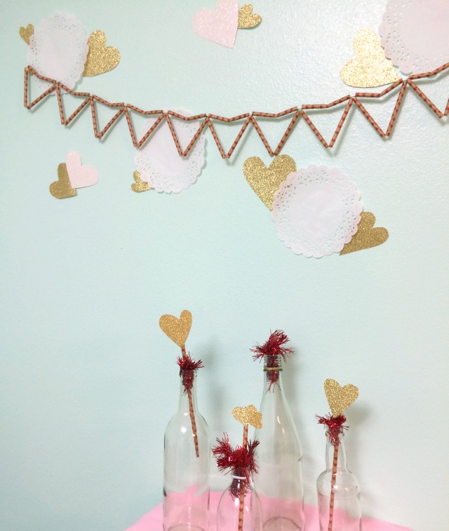 All Paths Lead to Wonderland: DIY Valentine's Paper Straw Banner