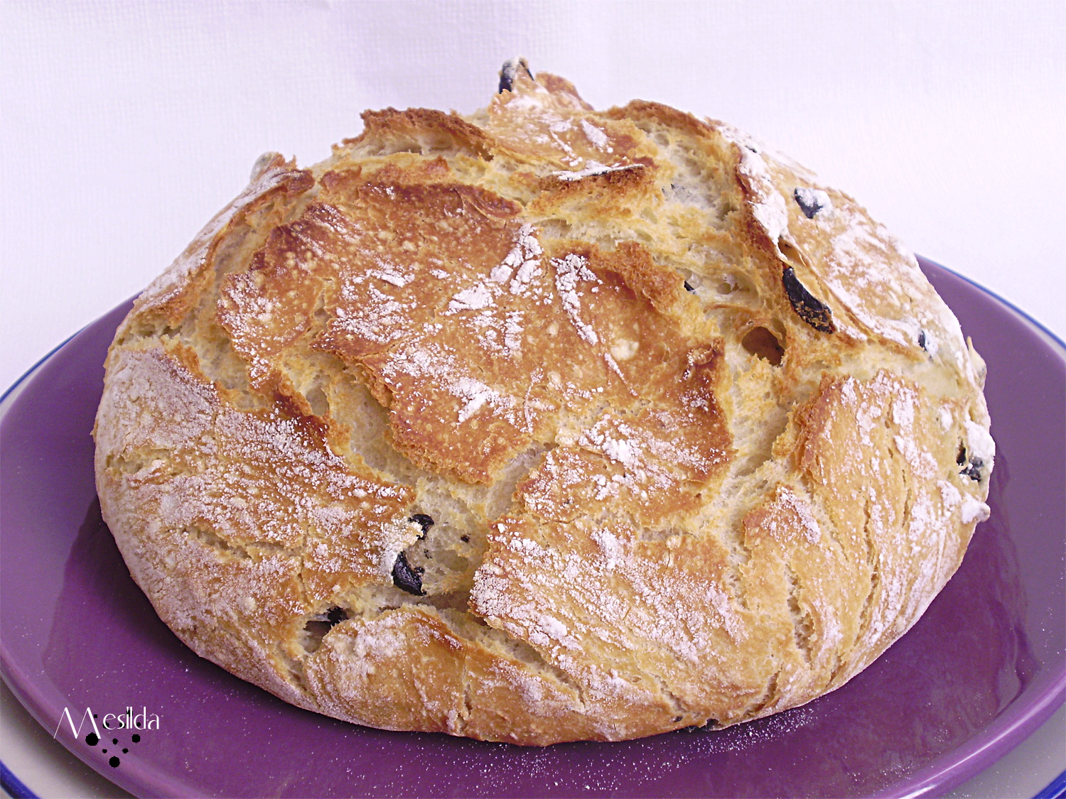 PAN RUSTICO CON ACEITUNAS NEGRAS - La cocina de Mesilda