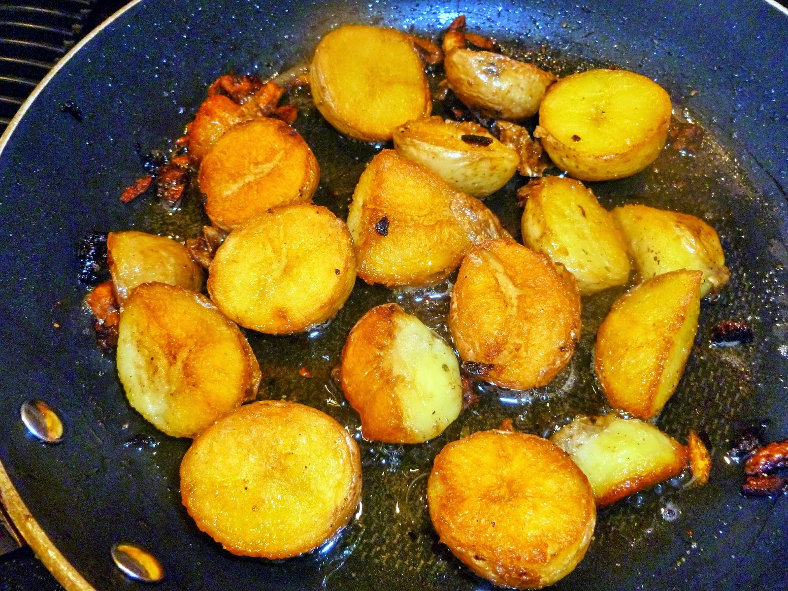 Lindaraxa: Crispy Spanish Potatoes