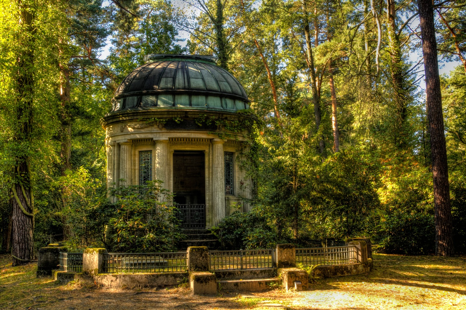 Blok888: Top 10 Most Spectacular and Scariest Cemeteries in the World - 6