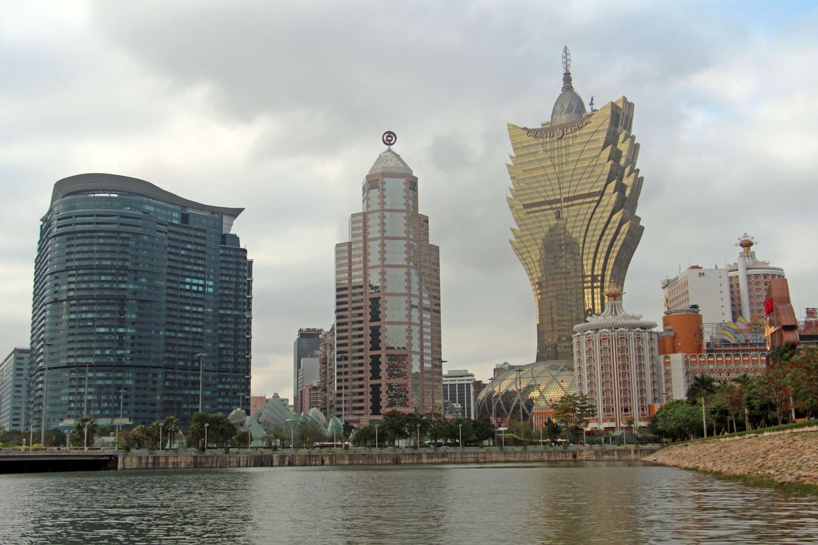 the viewing deck: Macau Tour last part (Cologne & Senado Square)