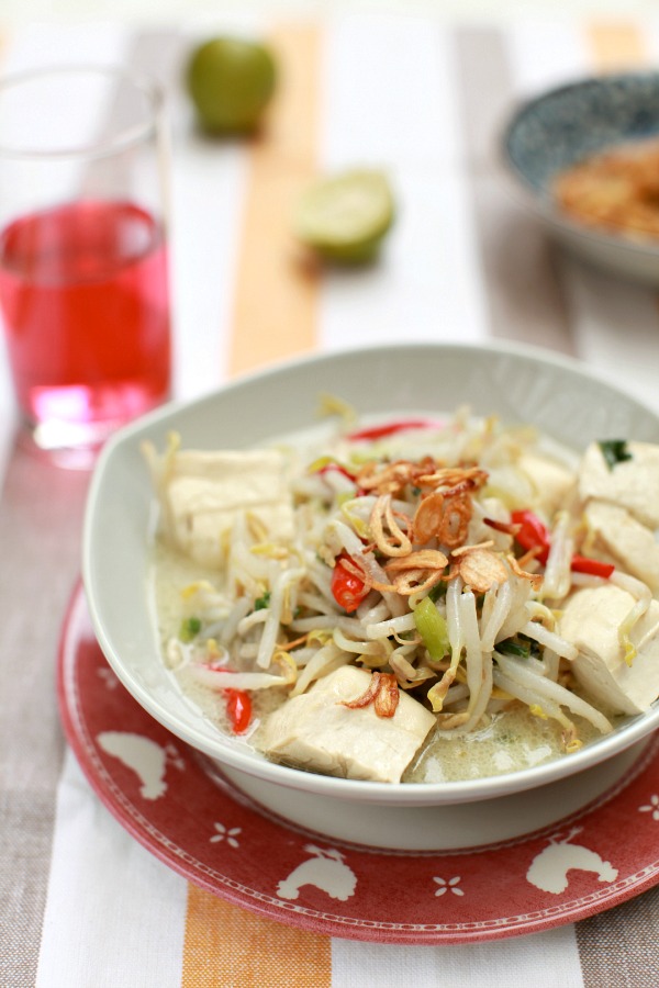 Masak Lemak Taugeh dan Tauhu - masam manis