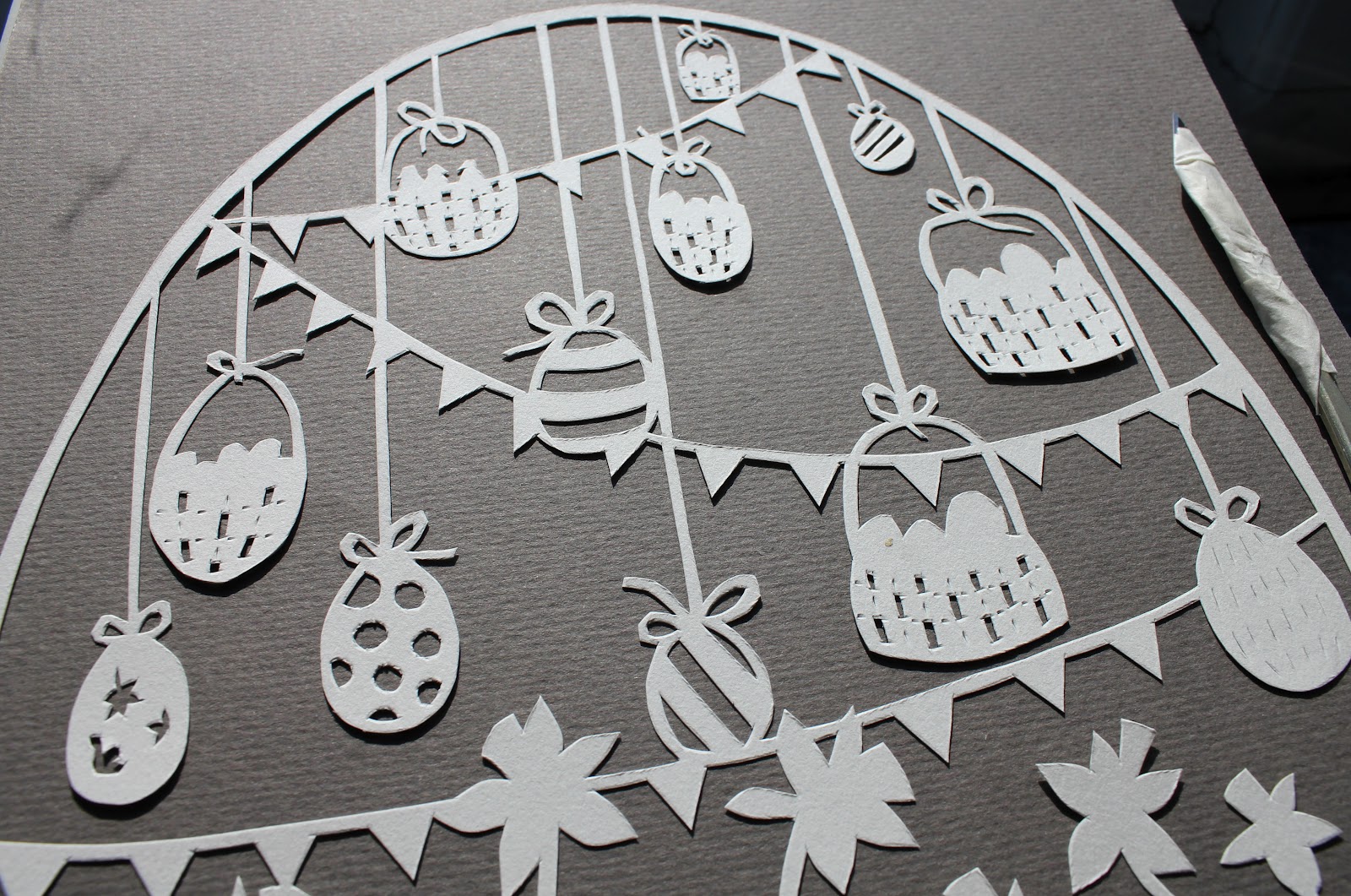 made by ED: easter egg paper cut...