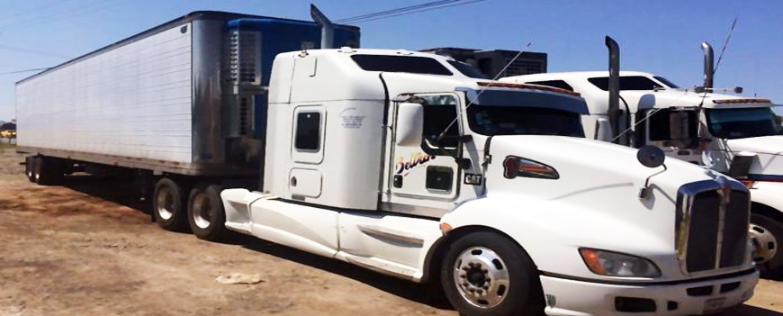 Reporteros.com: RECUPERAN DOS TRAILERS CARGADOS CON CAMARÓN QUE FUERON ...