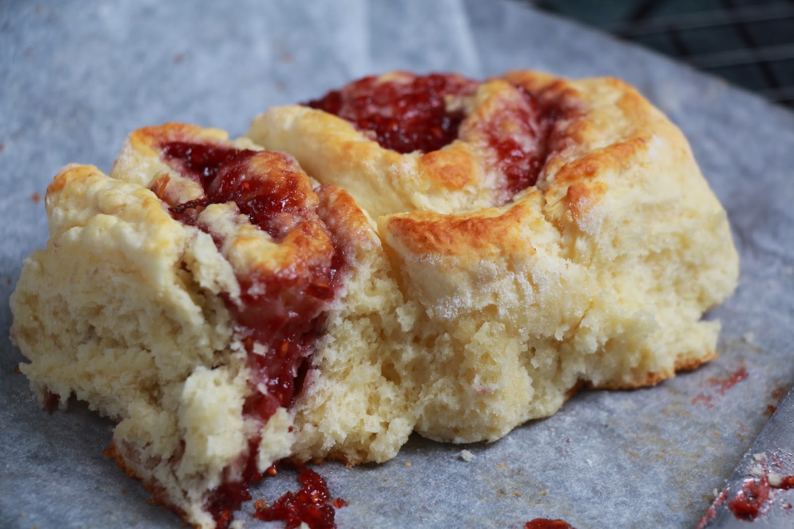 Apricot Tart: Quick and Easy Raspberry Jam Scrolls
