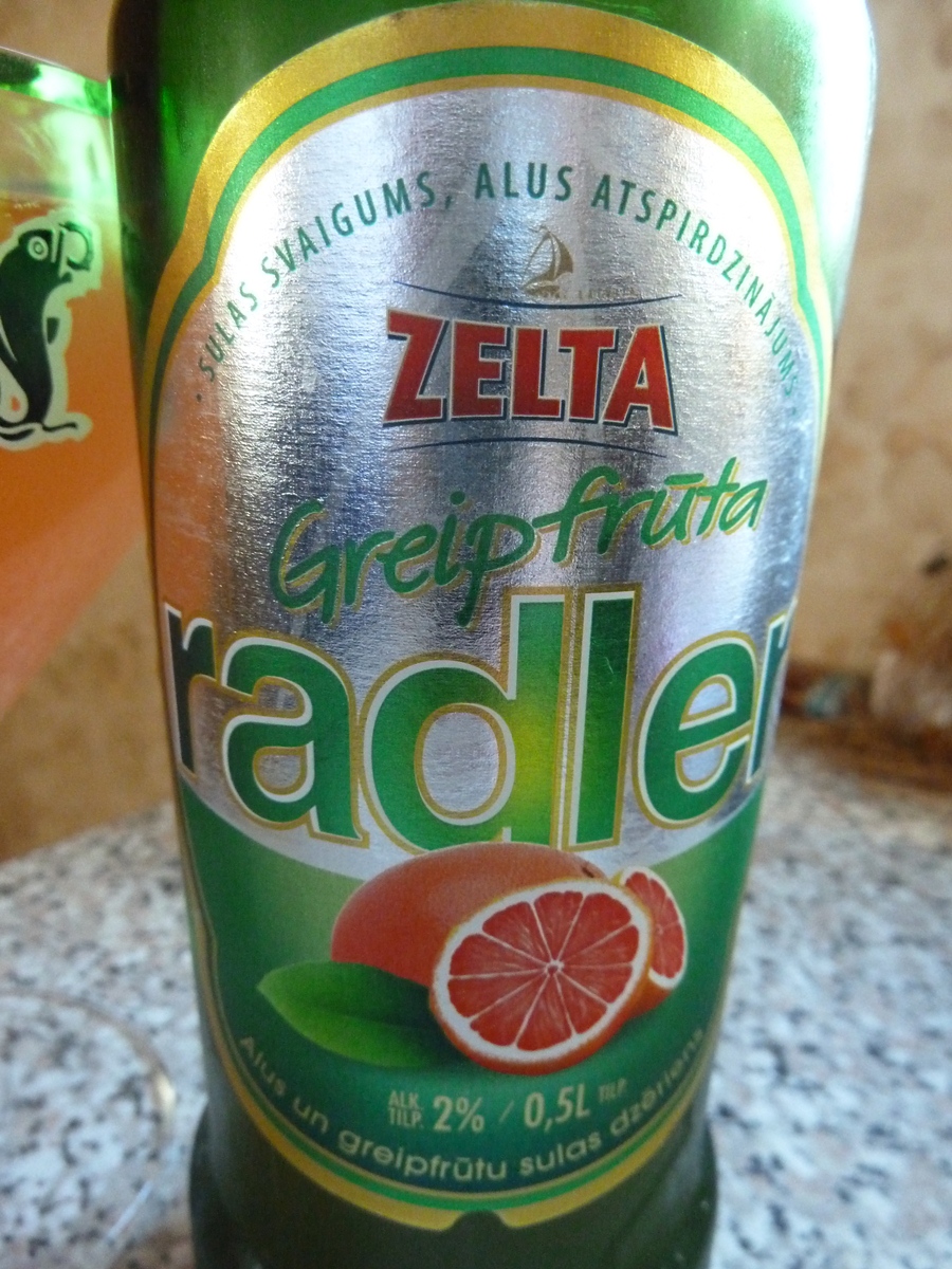 Sörvadászat: Zelta Radler Greipfrūta