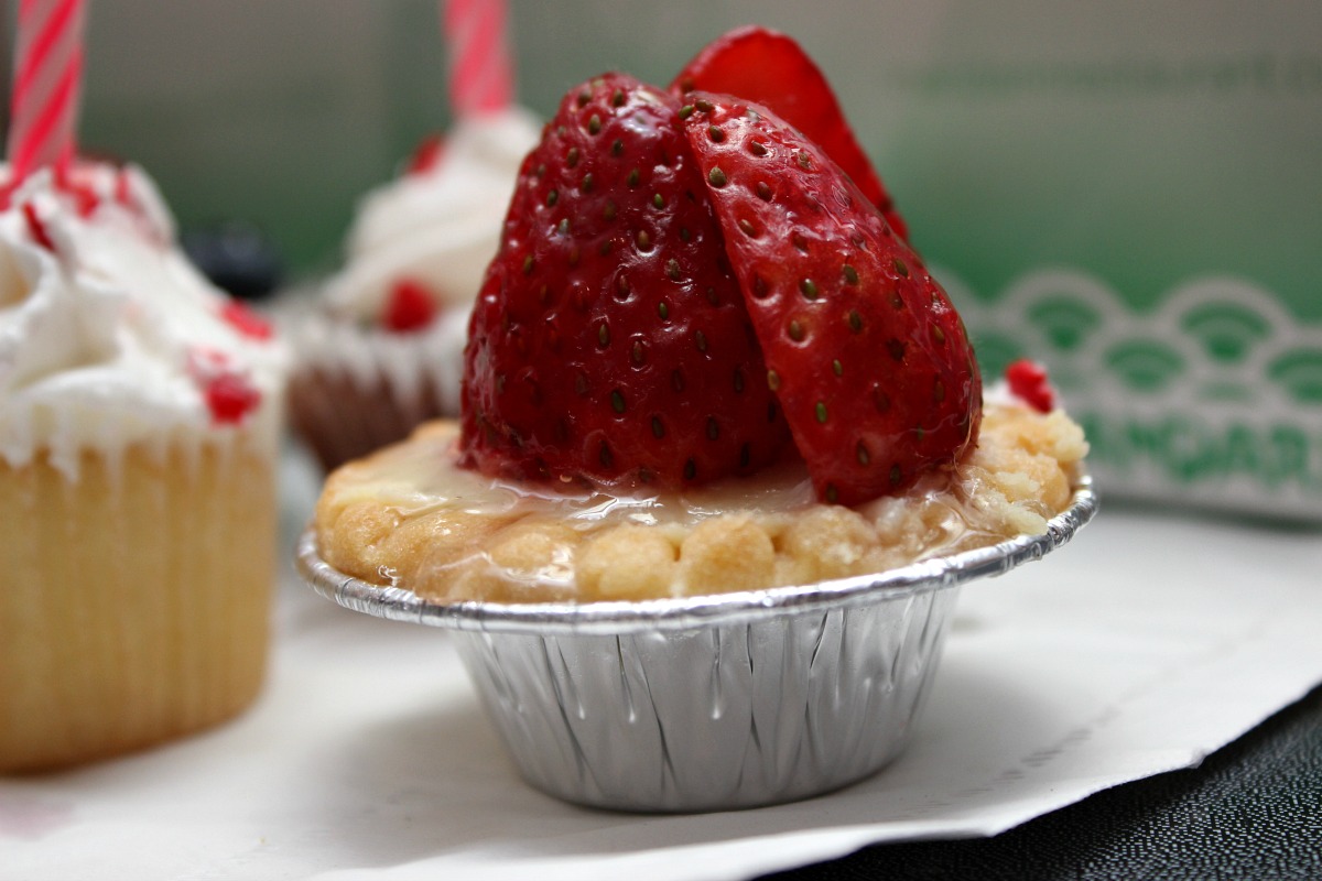 nJARS: PHOTOS: Canada Day Treats
