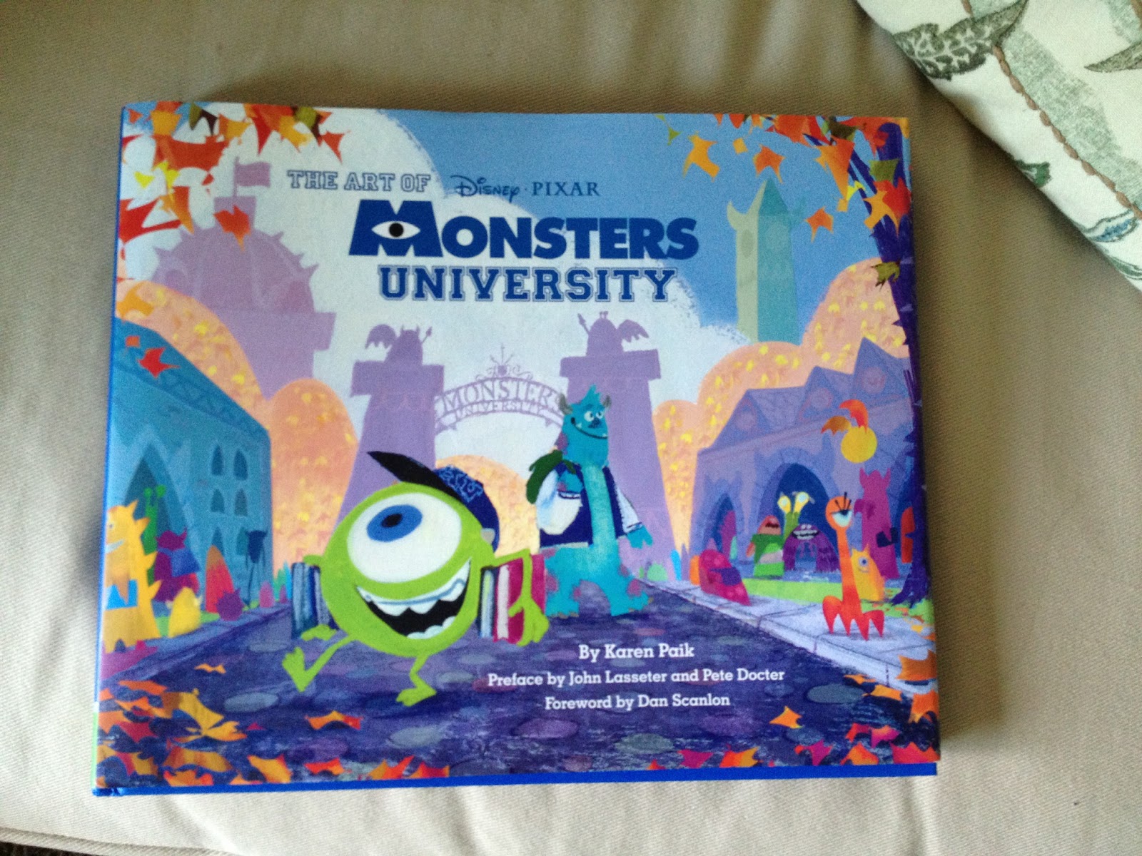 Dan the Pixar Fan: Monsters University: Art of, Fearbook and The ...