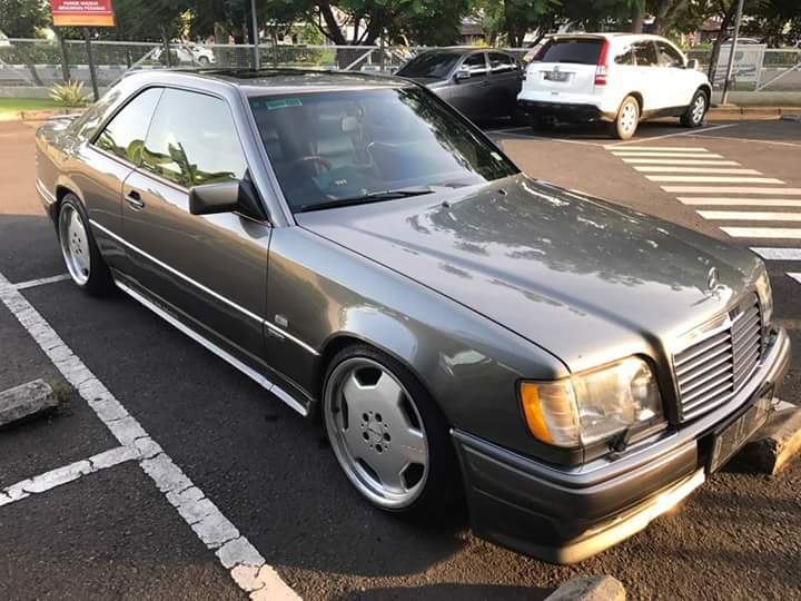 Mercy 300 CE thn 91 AT 12V - LAPAK MOBIL DAN MOTOR BEKAS