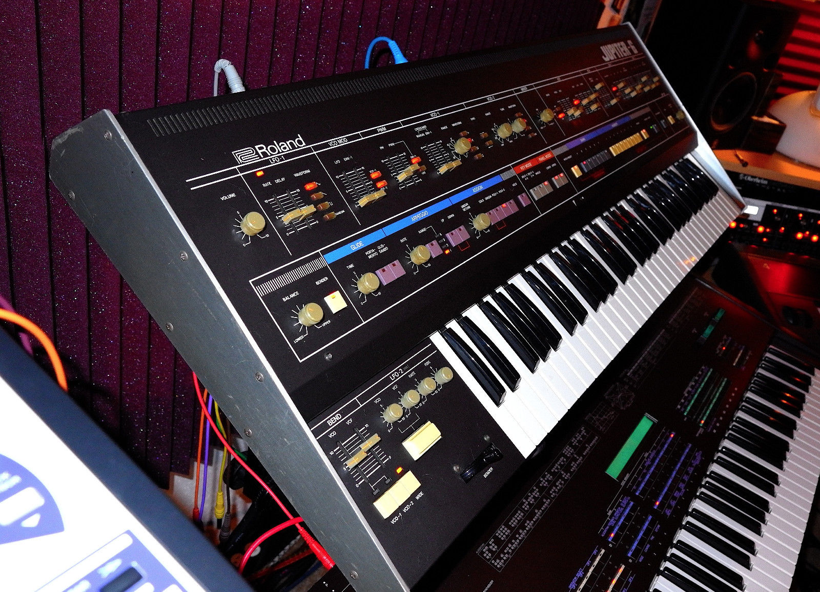 MATRIXSYNTH: ROLAND JUPITER 6 MEGA MASSIVE CLASSIC ANALOG POLY SYNTH