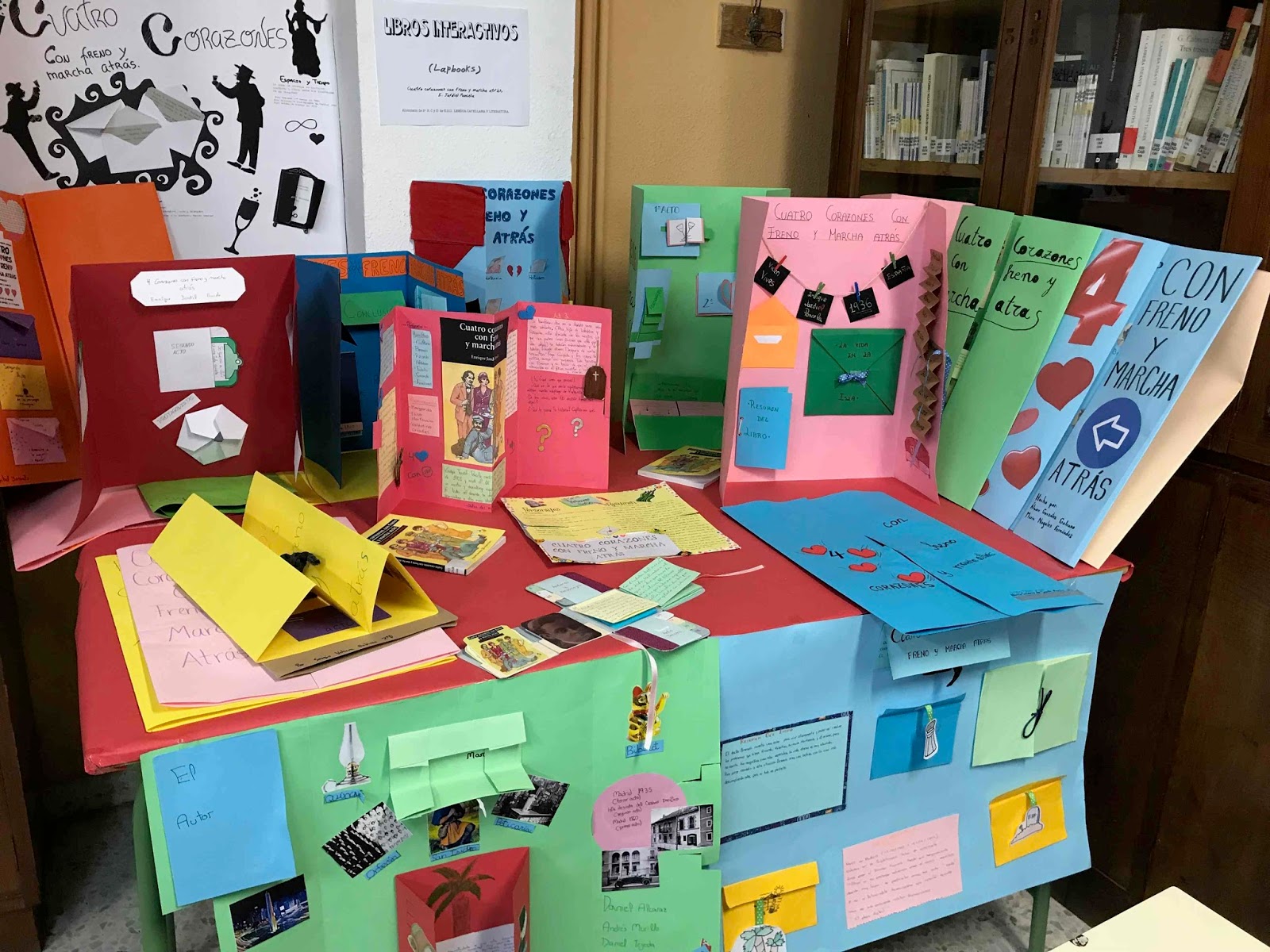 Desde la biblioteca del Zurbarán: Libros interactivos