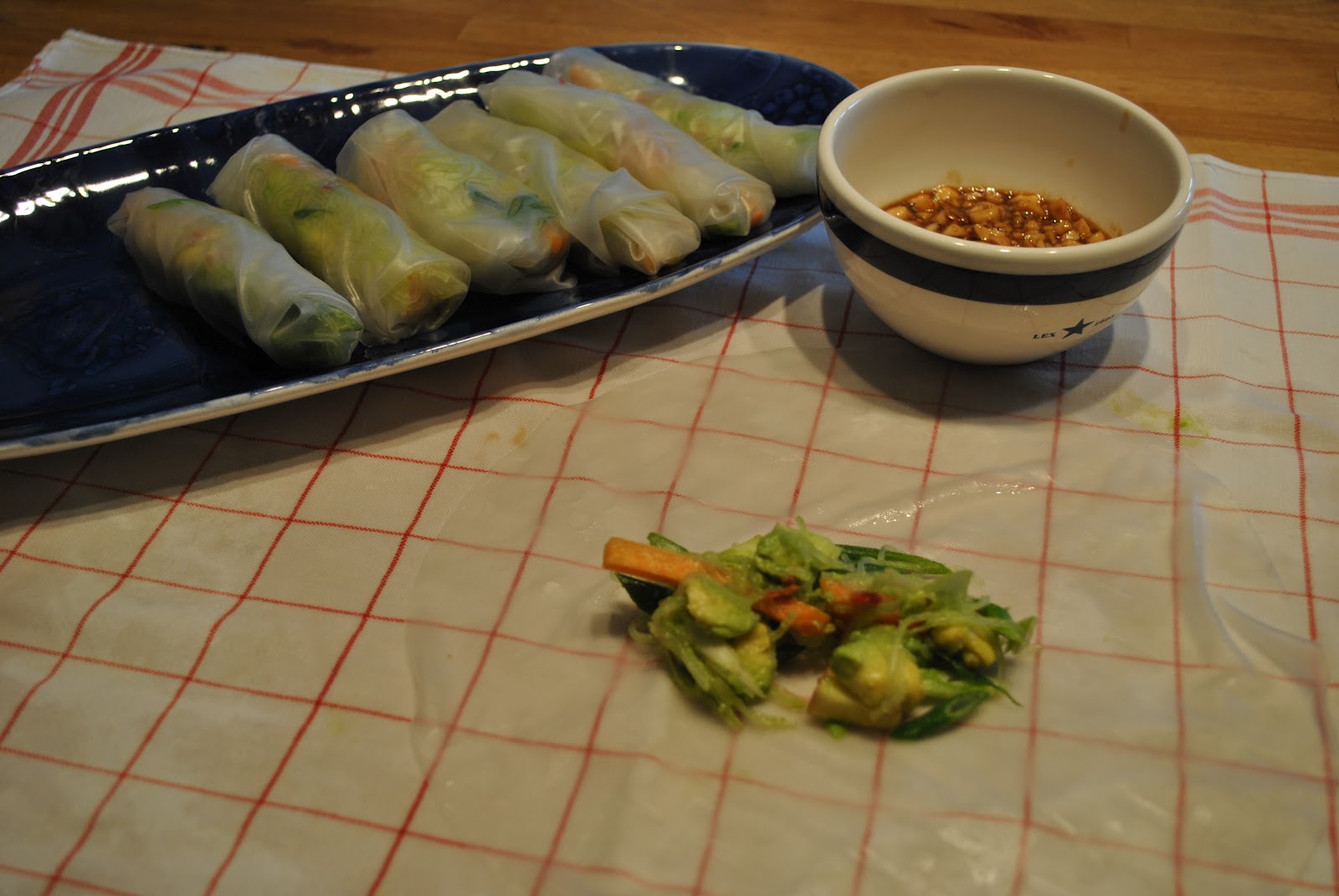 Ekomat Sonjas Sylta: Vårrullar med jordnötsdipp