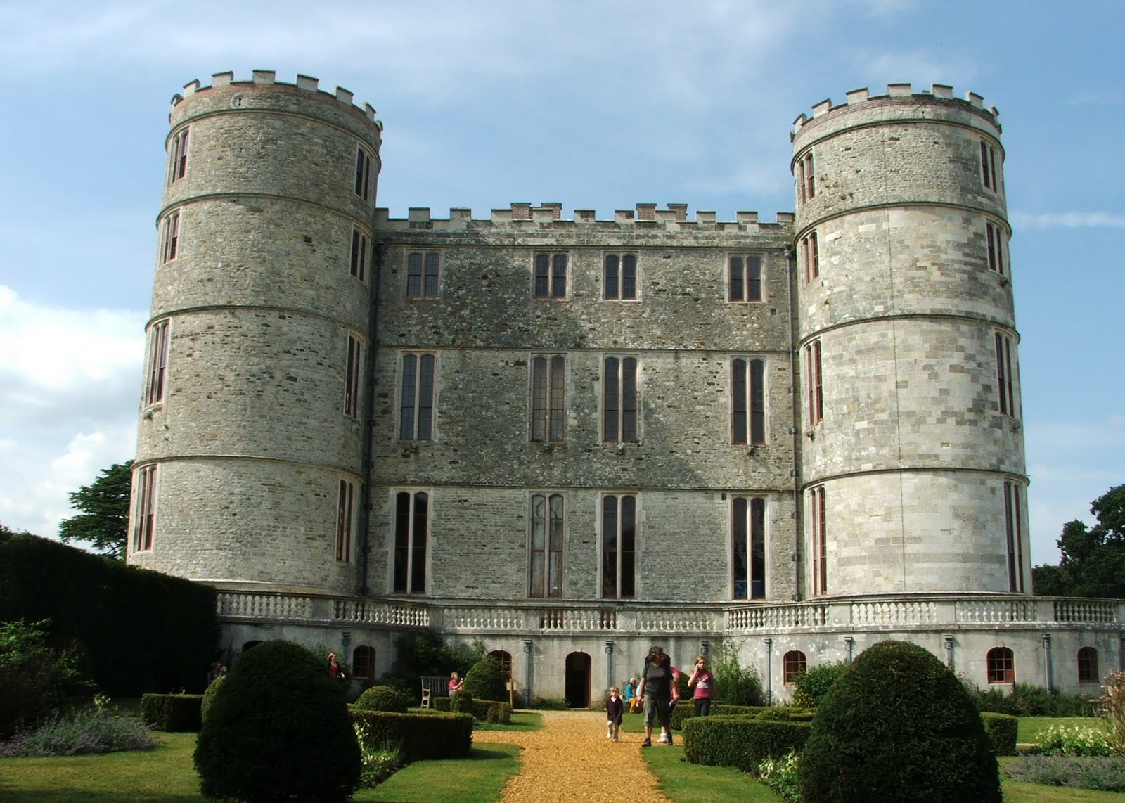 Scrap-a-tabulous: Lulworth Castle