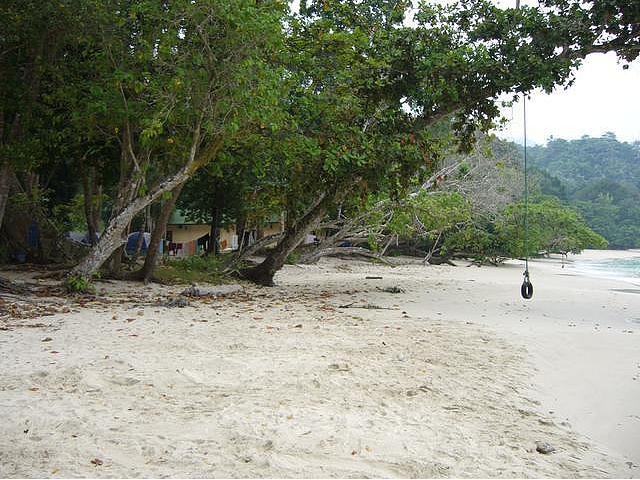 Pangkor Rimba Kem &D' Senja Beach Resort: Suasana Sekitar Pangkor Rimba Kem