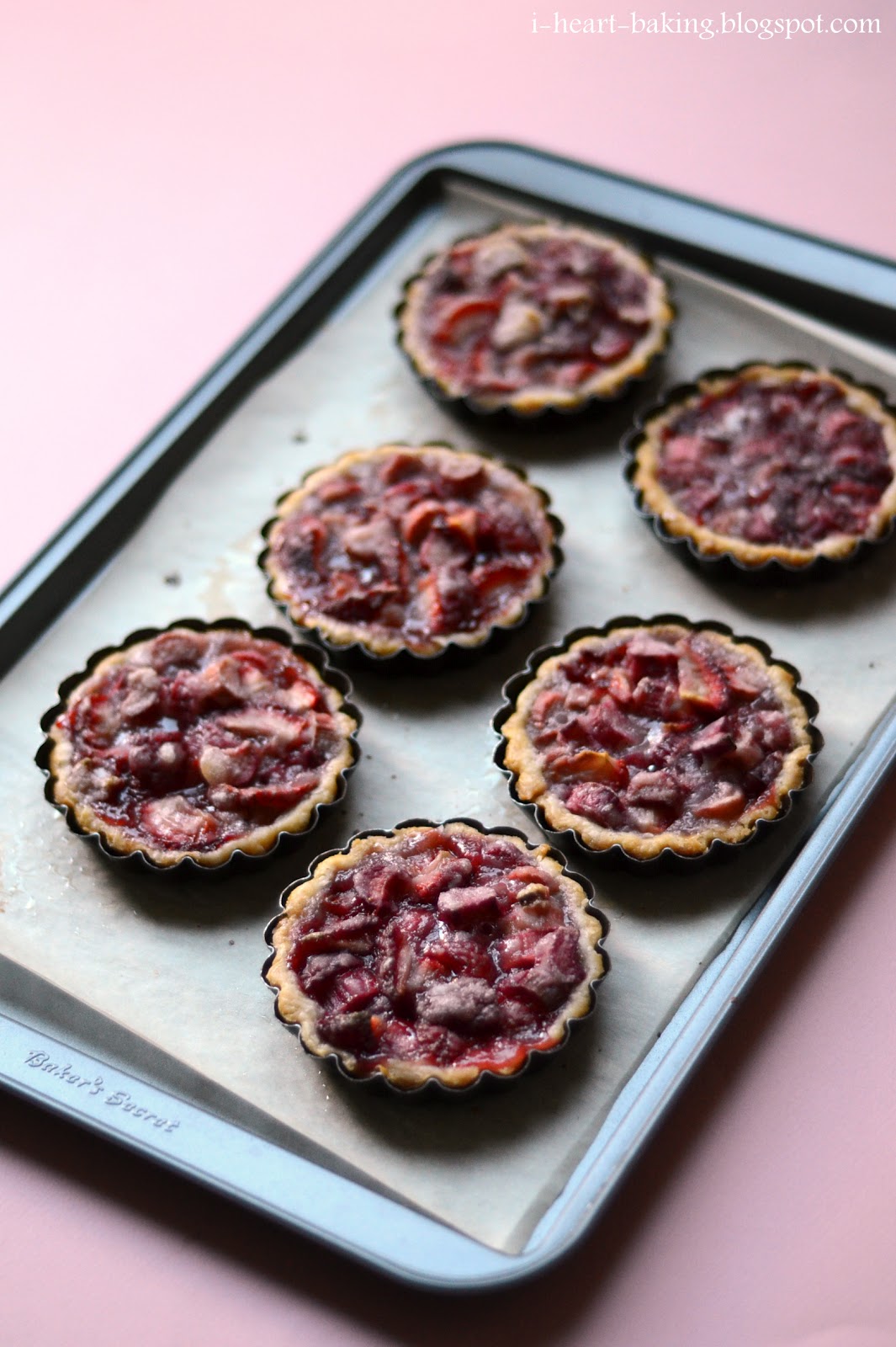 i heart baking!: strawberry rhubarb tartlets