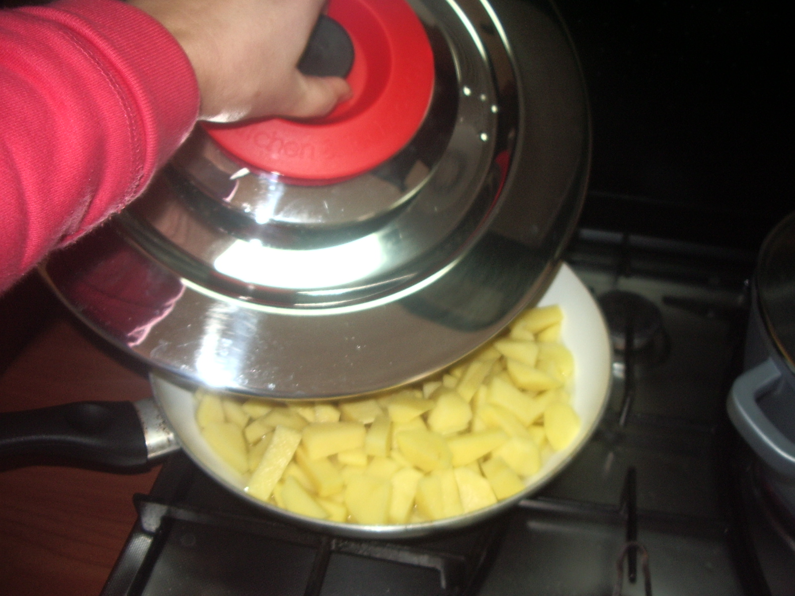 Svalvolata in cucina: Il coperchio Magic Cooker