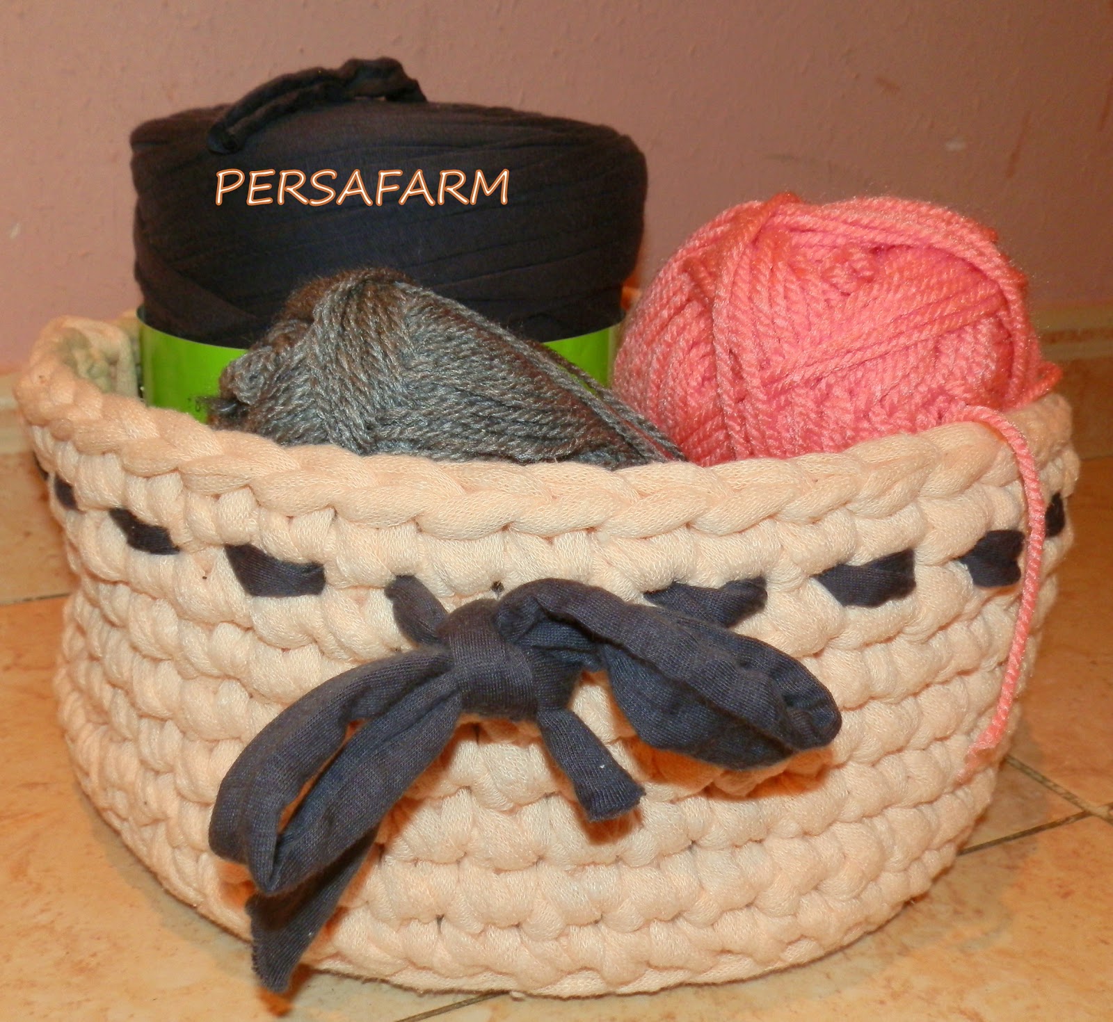 PERSAFARM: Cesta de trapillo